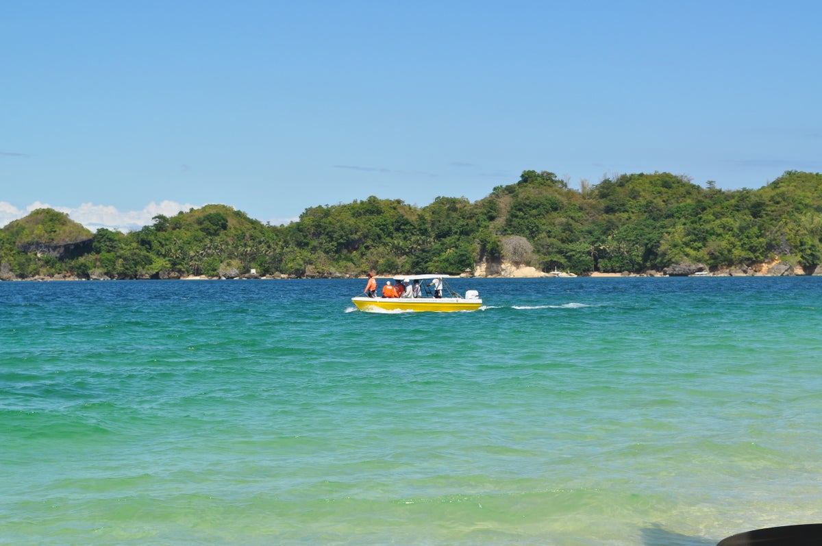 Taklong Island National Marine Reserve Tour & Guimaras Top Land ...