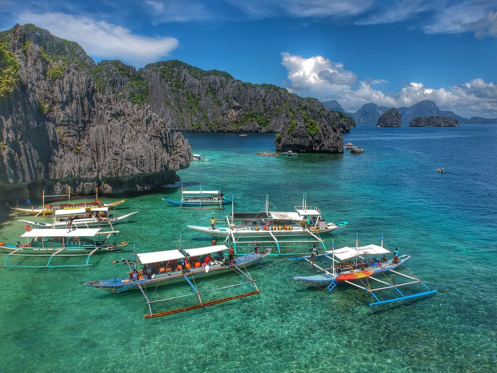 Best Island Hopping Tours in the Philippines | Guide to the Philippines