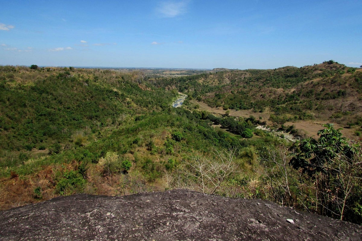 Mt. Manalmon & Mt. Gola with Twin Hike in Bulacan with Transfers from ...