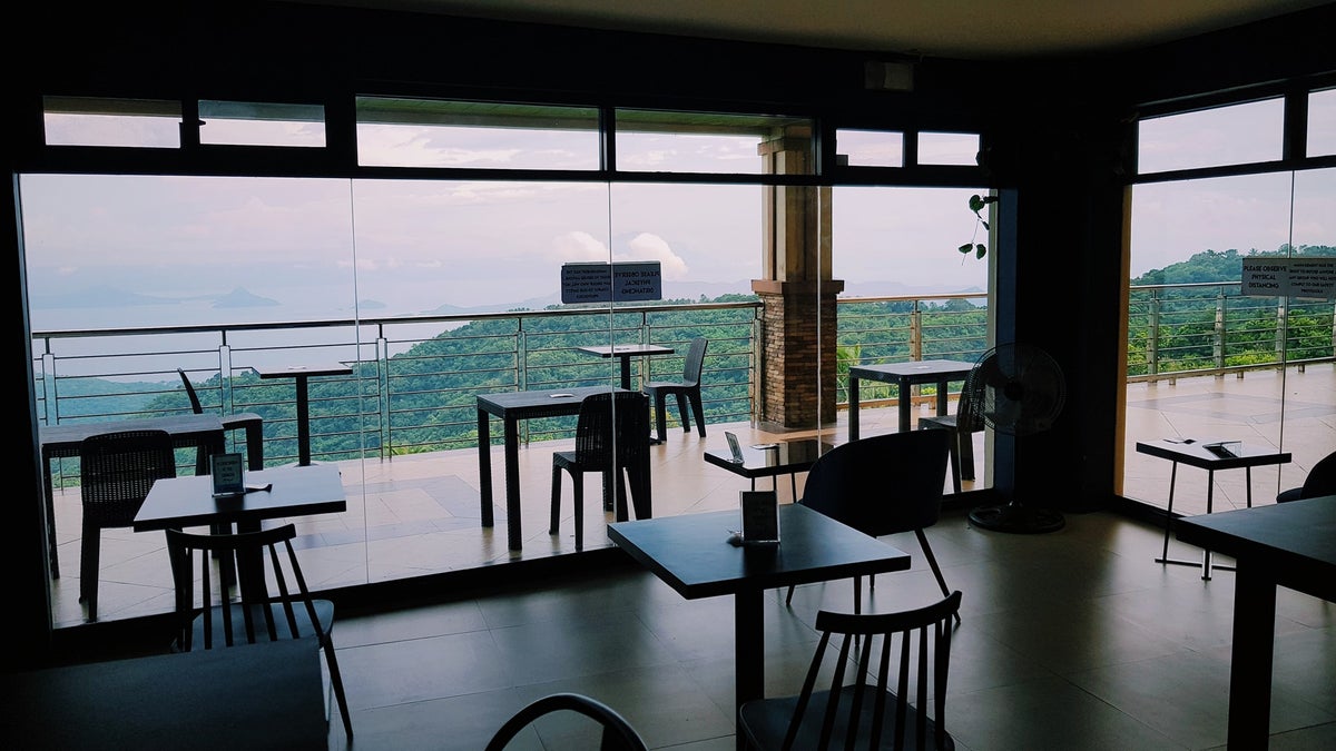 13 Tagaytay Coffee Shops with Taal View That You Should Visit | Guide ...