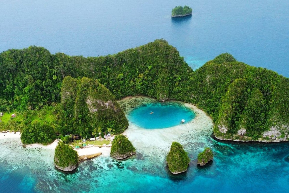 Blue Lagoon Dinagat Islands Private Island Hopping Tour in Libjo with ...