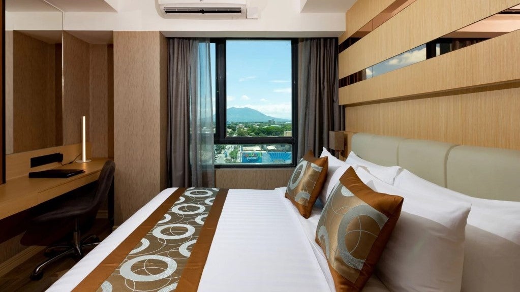 Exciting 3-Day Mt. Pinatubo Trekking & Puning Hot Spring Package from ...