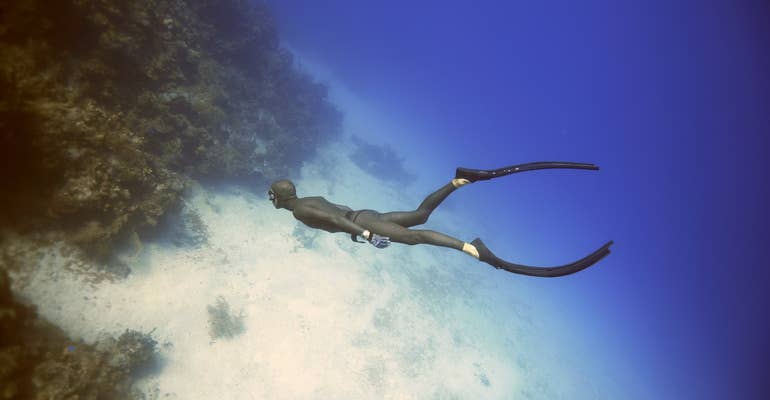 Freediving Lesson in Boracay Island with Gear, Instructor, Photos ...