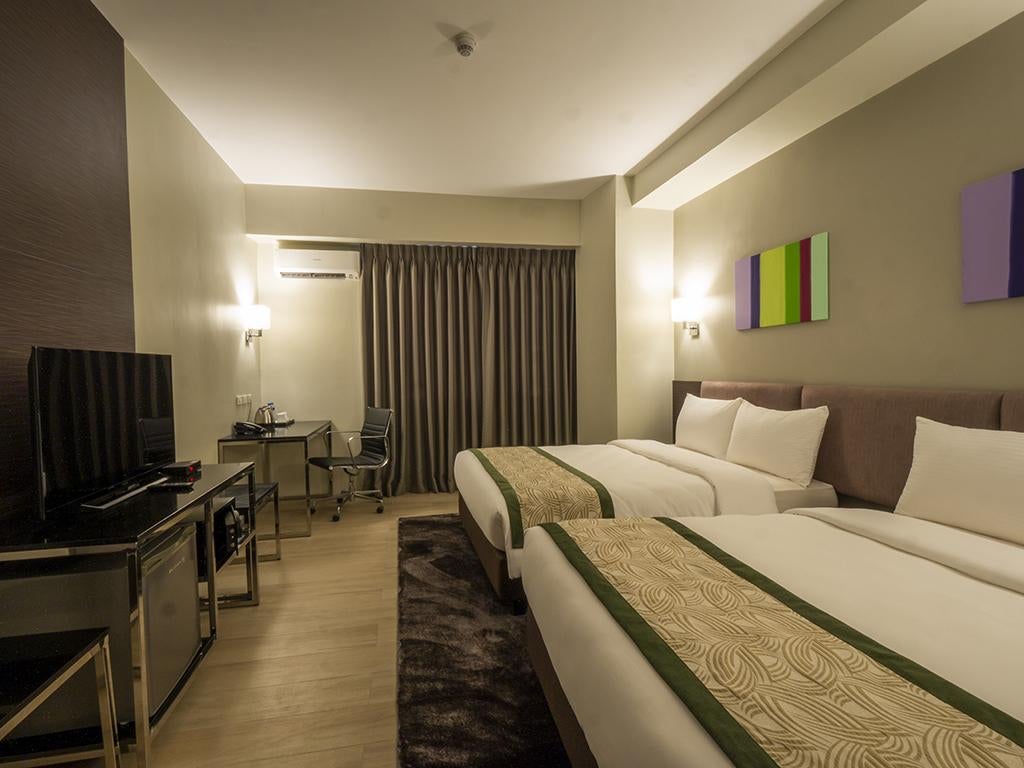 Best Hotels Near Mall of Asia (MOA) in Manila Philippines | Guide to ...