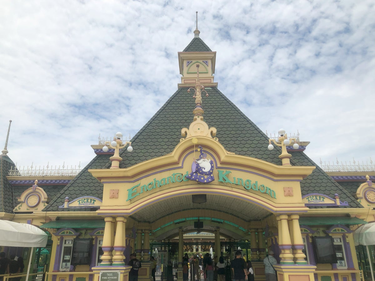 Enchanted Kingdom Theme Park Ticket | Guide to the Philippines
